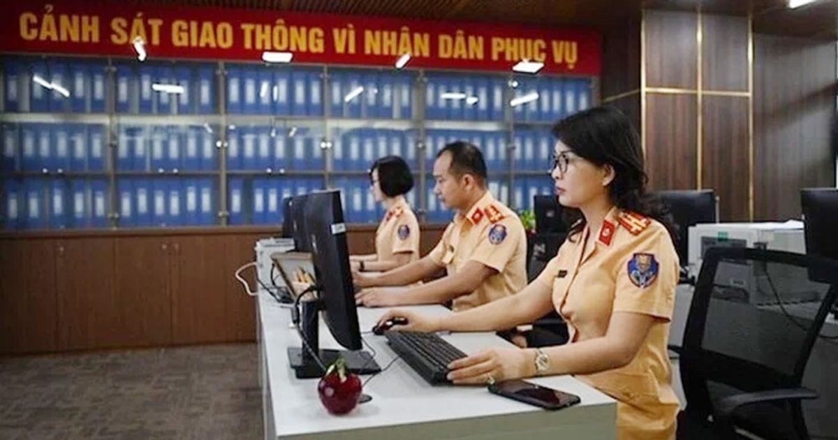 Đấu giá biển số chiều 25/12: Biển 30K-866.66 của Hà Nội giá hơn 2,5 tỷ đồng