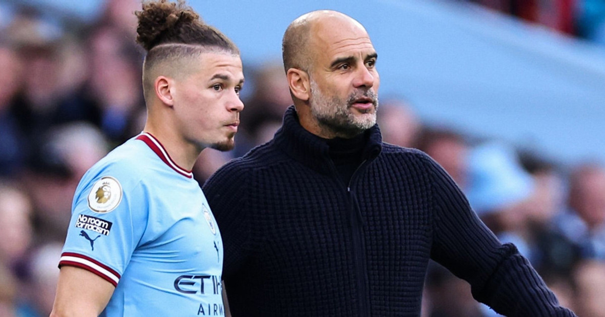 Pep Guardiola công khai xin lỗi học trò vì chê... quá béo