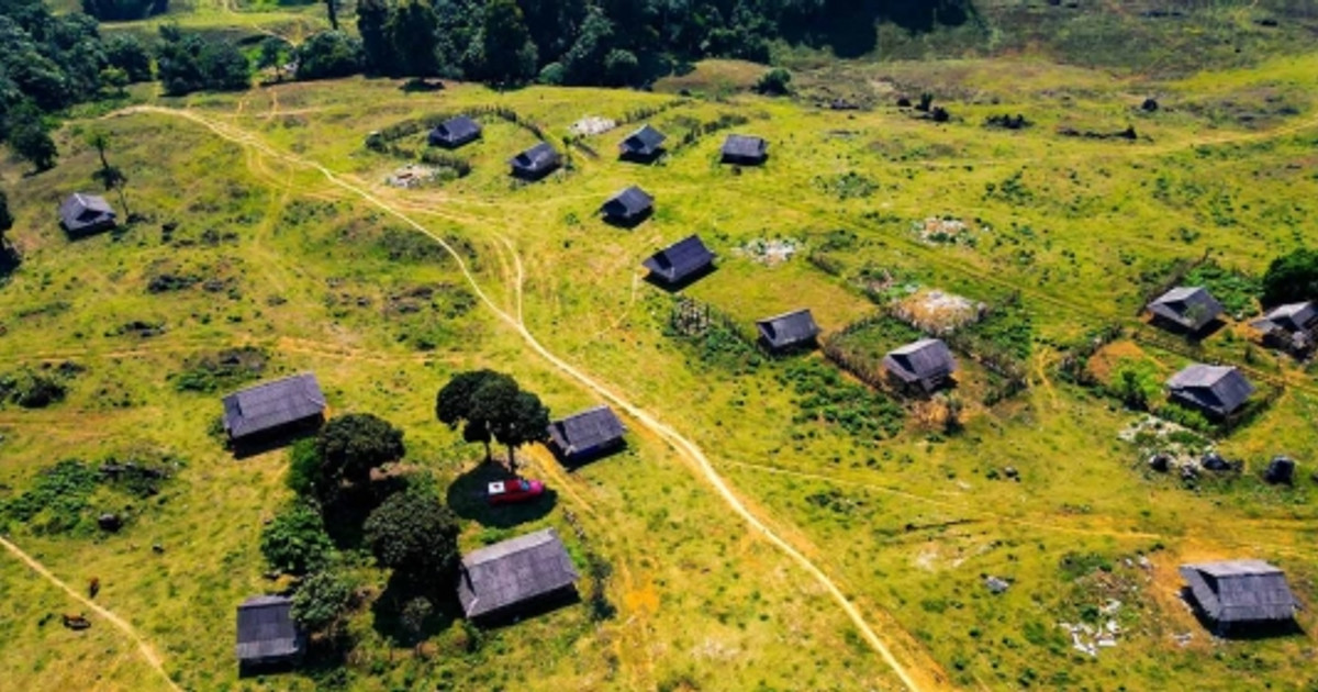 Phát hiện thảo nguyên xanh cao 1.000m đẹp như phim ít người biết ở ngay cạnh Hà Nội