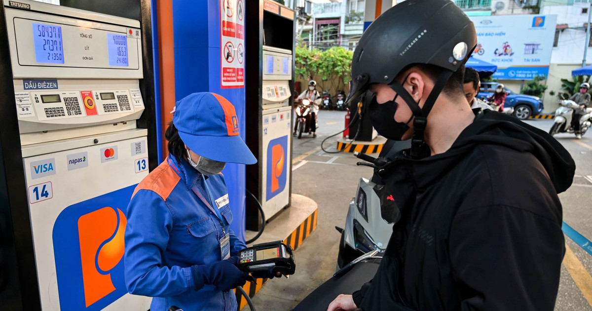 Giá xăng trong nước ngày mai có thể tăng lần thứ 2 liên tiếp