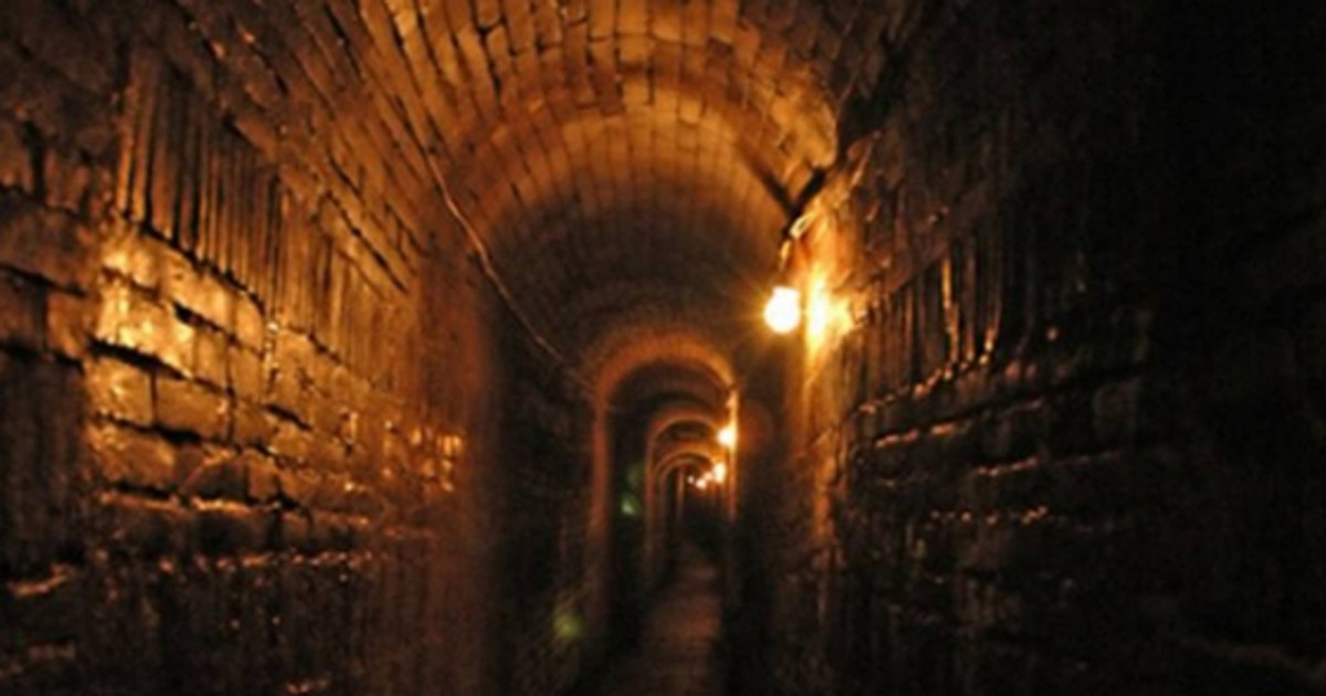 'Trường thành dưới lòng đất' dài hơn 8.000m từng là công trình quân sự ...