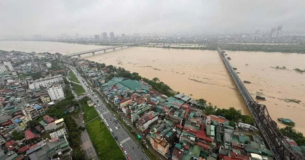 Lũ trên sông Hồng lên nhanh, Hà Nội tập trung ứng phó