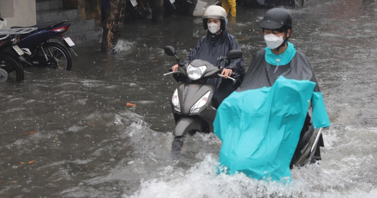 Dự báo thời tiết 20/9/2024: Miền Trung mưa lớn, lũ trên sông Gianh lên ...