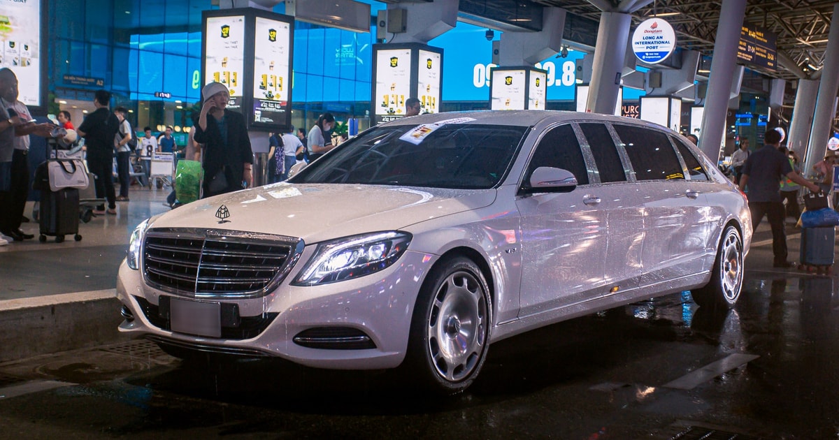 Bắt gặp Maybach S 600 Pullman giá 70 tỷ giống xe của ông Trịnh Văn Quyết
