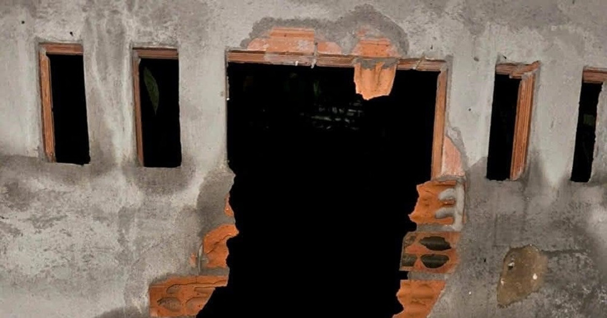 Trộm đập tường vào nhà dân, phá két cuỗm đi nhiều tiền vàng