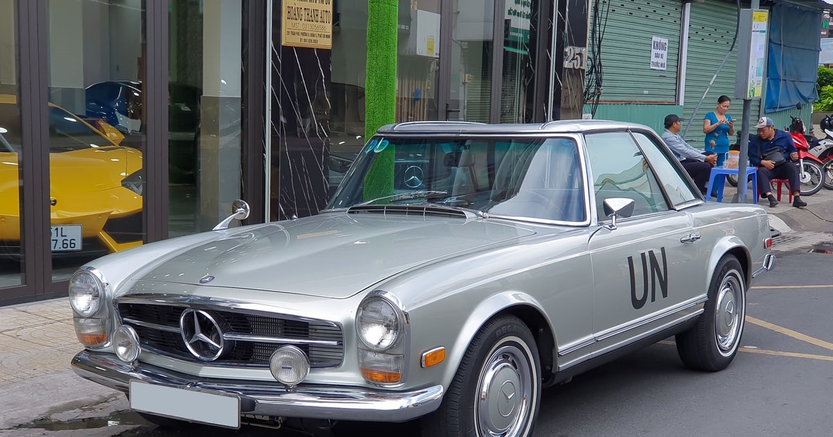 Ông Đặng Lê Nguyên Vũ tậu xế cổ Mercedes-Benz 280 SL