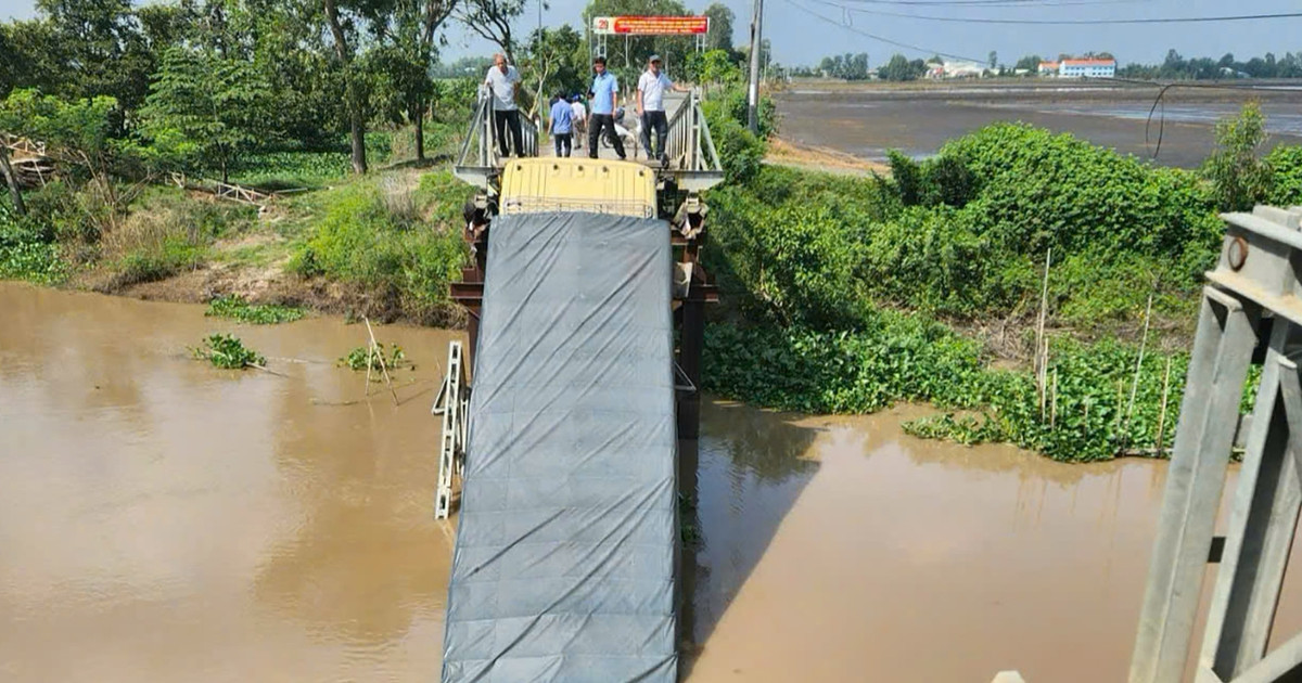 Bắt tài xế xe tải chở 30 tấn gạch làm sập cầu ở An Giang