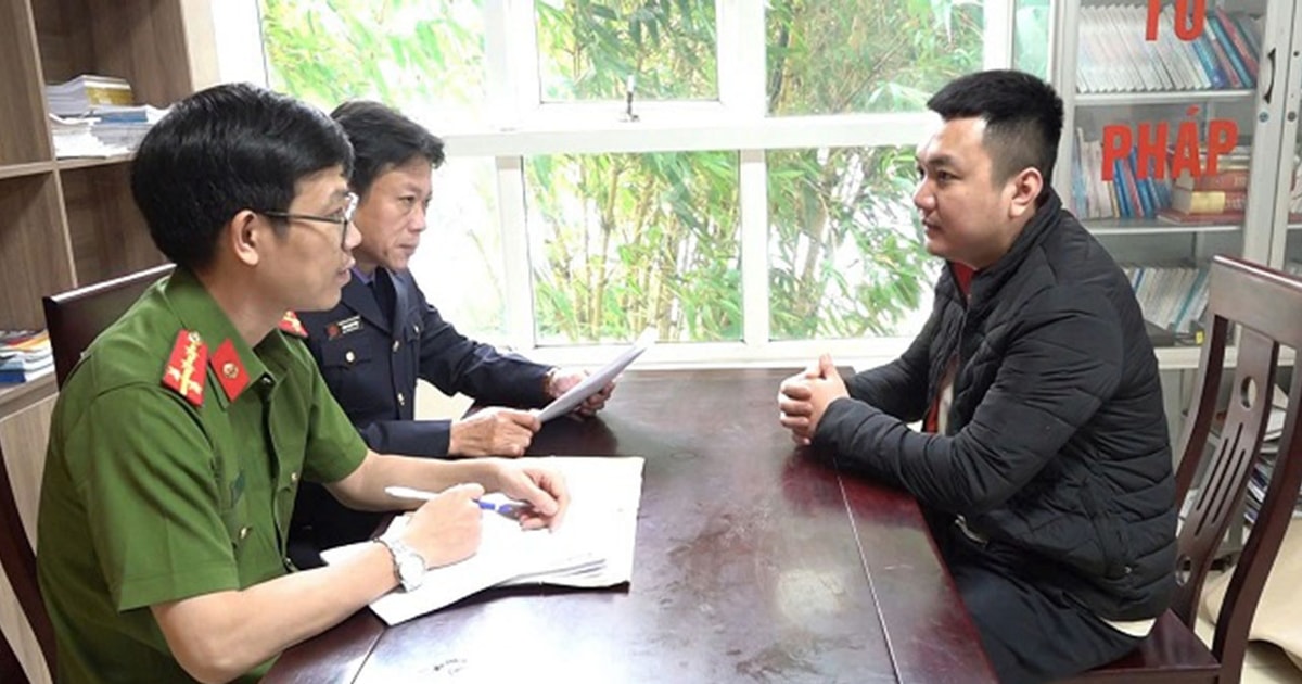 Bắt ổ nhóm thu mua tài khoản ngân hàng để lừa đảo, chiếm đoạt hơn 50 tỷ