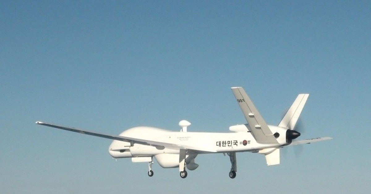 Hàn Quốc bắt đầu sản xuất UAV do thám Triều Tiên