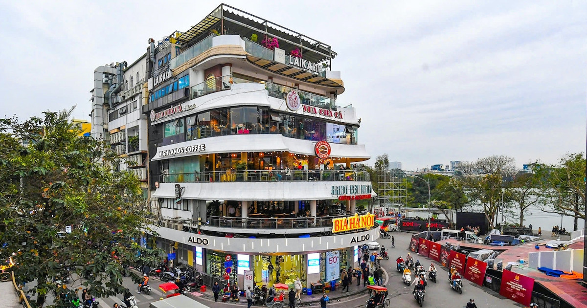 Diện mạo hồ Gươm sau khi phá dỡ tòa nhà 'Hàm cá mập'