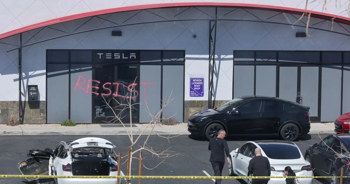 Tesla bất ngờ bị triển lãm ô tô lớn của Canada ‘cấm cửa’