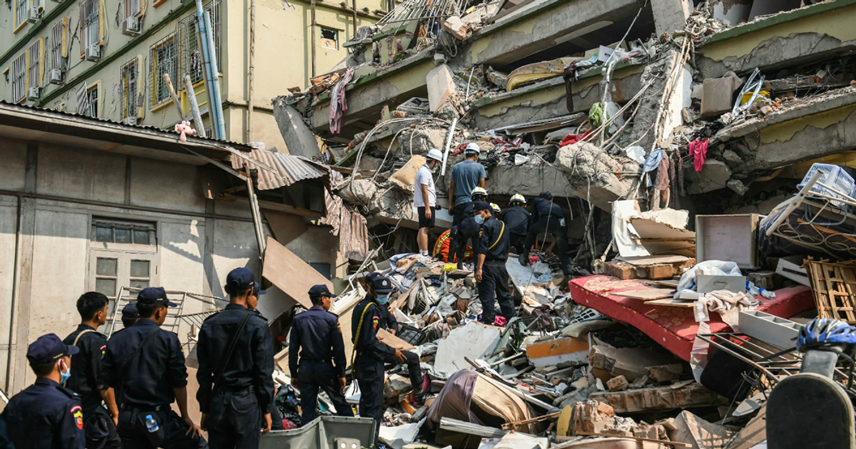 Cứu trợ ở Myanmar gặp khó vì nhiều sân bay tê liệt và xung đột vũ trang ...