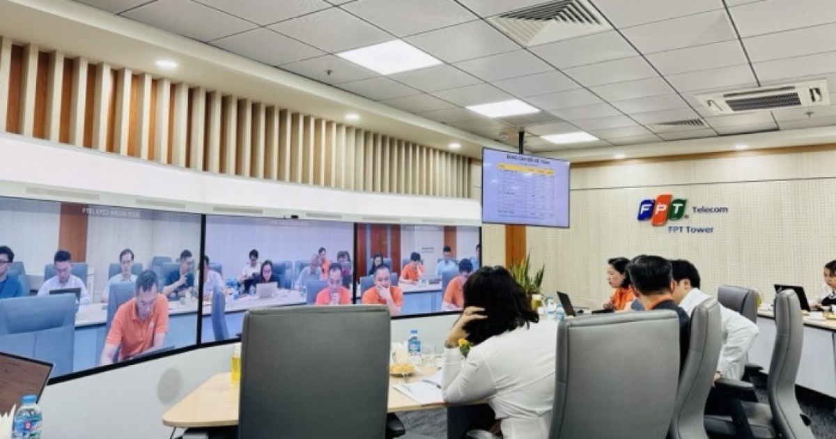 FPT Telecom đặt mục tiêu lãi kỷ lục, sắp chia cổ tức bằng tiền và ...