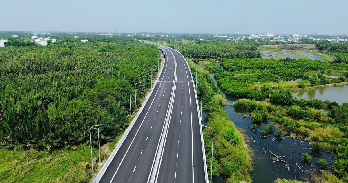 Hiện trạng 18km cao tốc Bến Lức - Long Thành trước 'giờ G'