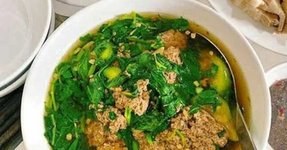 Được ví như vàng xanh mùa hè, loại rau quen thuộc này bán đầy chợ Việt ...