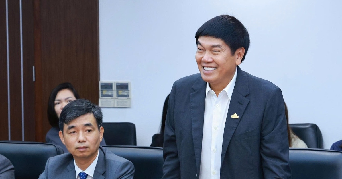 Tỷ phú Trần Đình Long trả lời về thép đường ray: 'Hòa Phát không làm ...