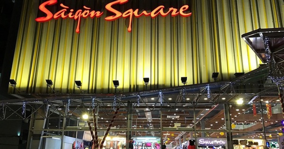 TTTM Saigon Square: Thiên đường mua sắm với vị trí đắc địa, người đứng ...