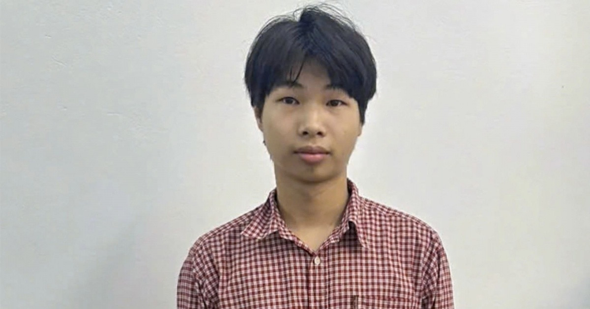 Bùi Lại Việt Anh 18 tuổi rao bán mô hình Gundam, Dragon Ball, One Piece ...