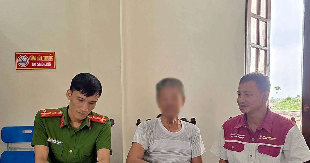 Ông T. ra quỹ tín dụng rút 250 triệu để trả tiền bảo hiểm, Công an xã ...