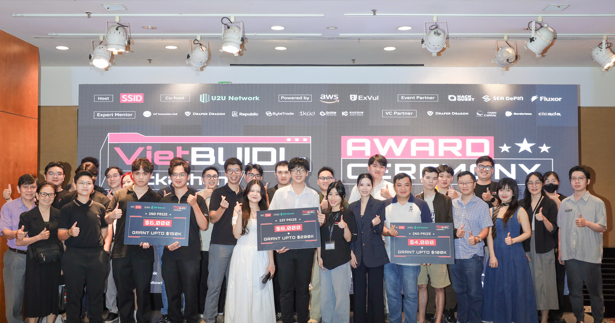 VIETBUIDL Hackathon 2025 vinh danh 12 đội thắng cuộc: Từ ý tưởng đến vận hành trên U2U