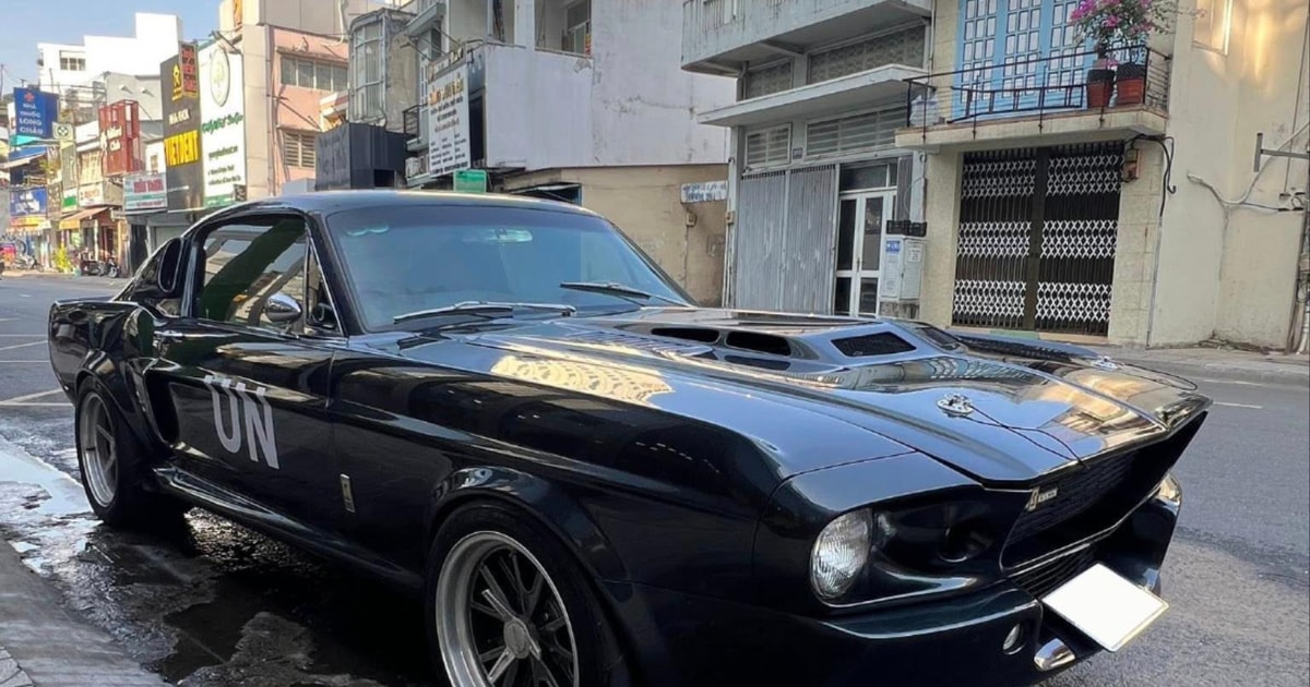 Vua cà phê Đặng Lê Nguyên Vũ xuống phố cùng chiếc Ford Mustang Eleanor ...
