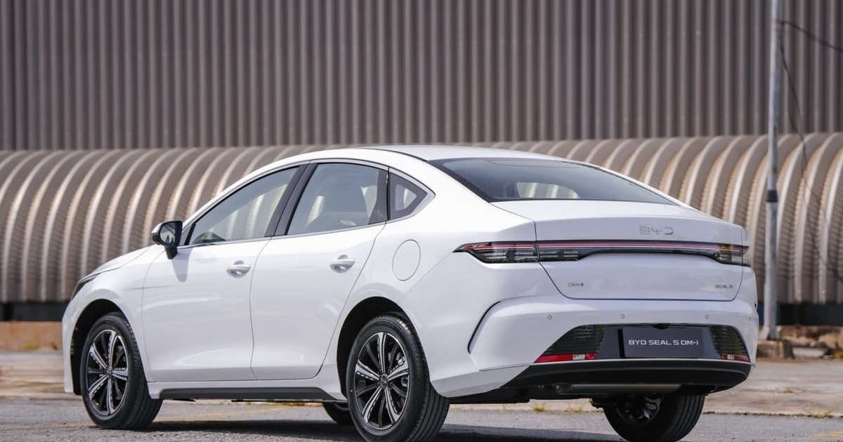 Đã bán mẫu sedan 'kình địch' của Toyota Vios ‘xăng ăn như ngửi’ chỉ tốn ...
