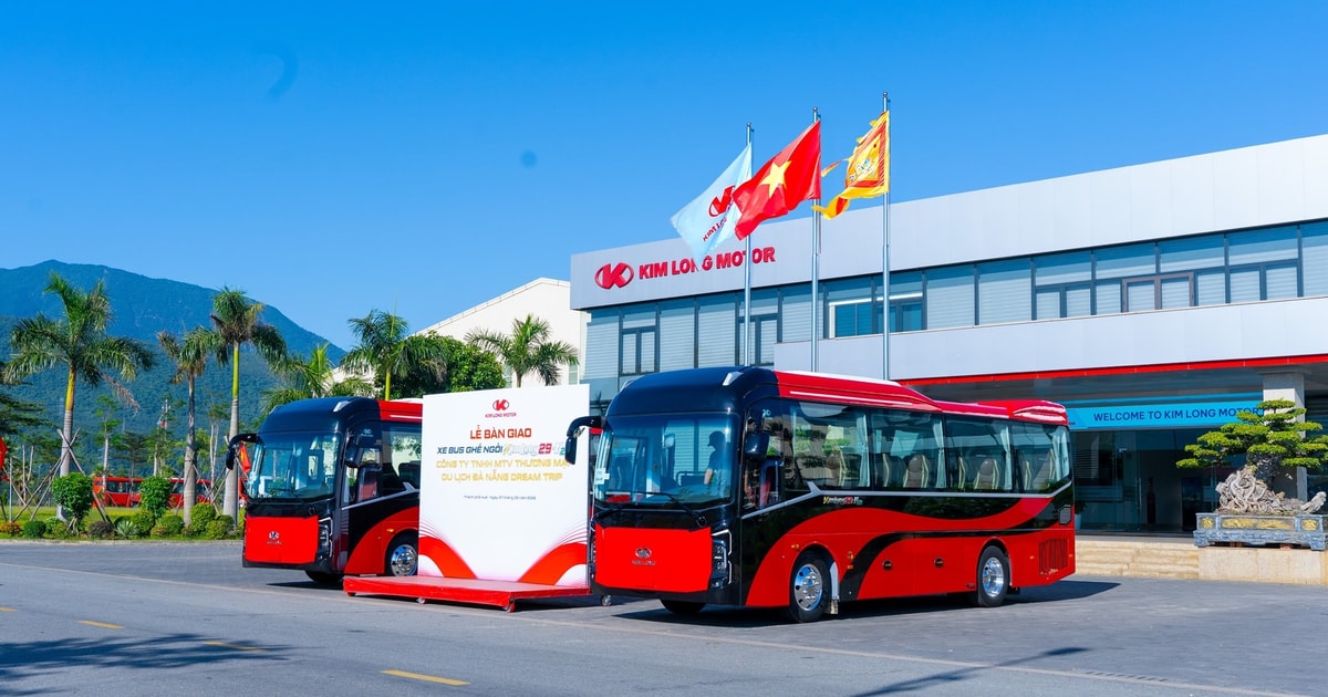 Hãng xe Kim Long Motor bàn giao lô bus 'made in Vietnam' cao cấp cho ...