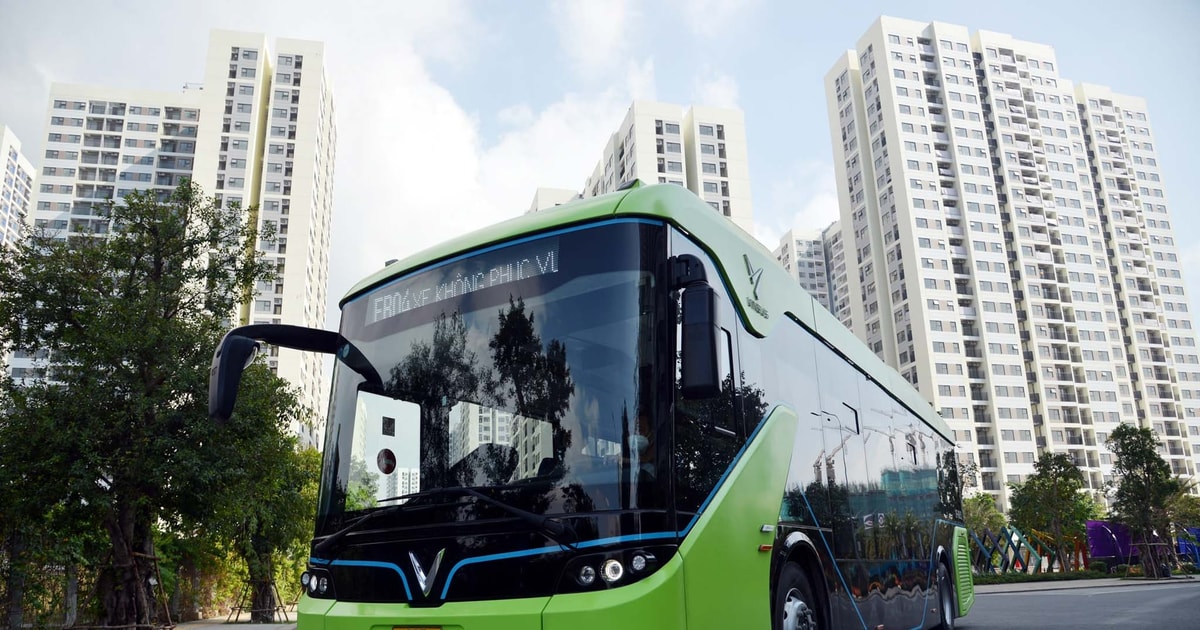 Từ ngày mai, VinBus bắt đầu miễn phí cho hàng khách trên tuyến dài 200km
