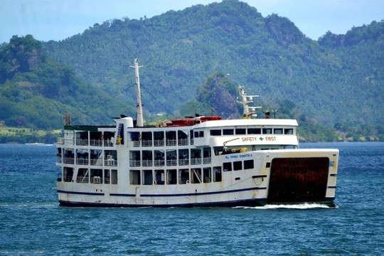 Diễn biến mới về vụ chìm phà chở hơn 350 người ở Philippines