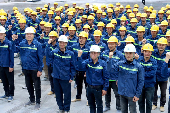 Công ty nhà Vingroup (VIC) tuyển dụng 100.000 nhân sự, thu nhập lên tới ...